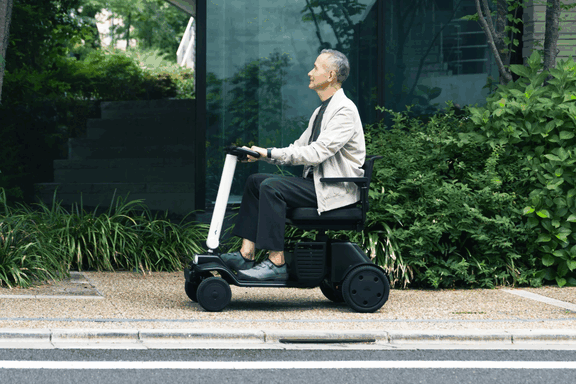 WHILL Model R | ネッツトヨタ秋田